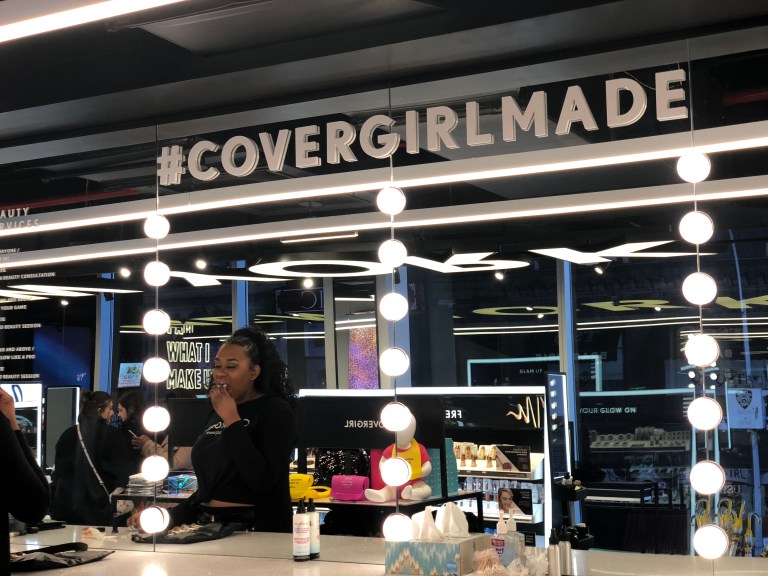 CoverGirl’s NYC Store – thefatgirloffashion.com 💋 Plus Size Fashion ...